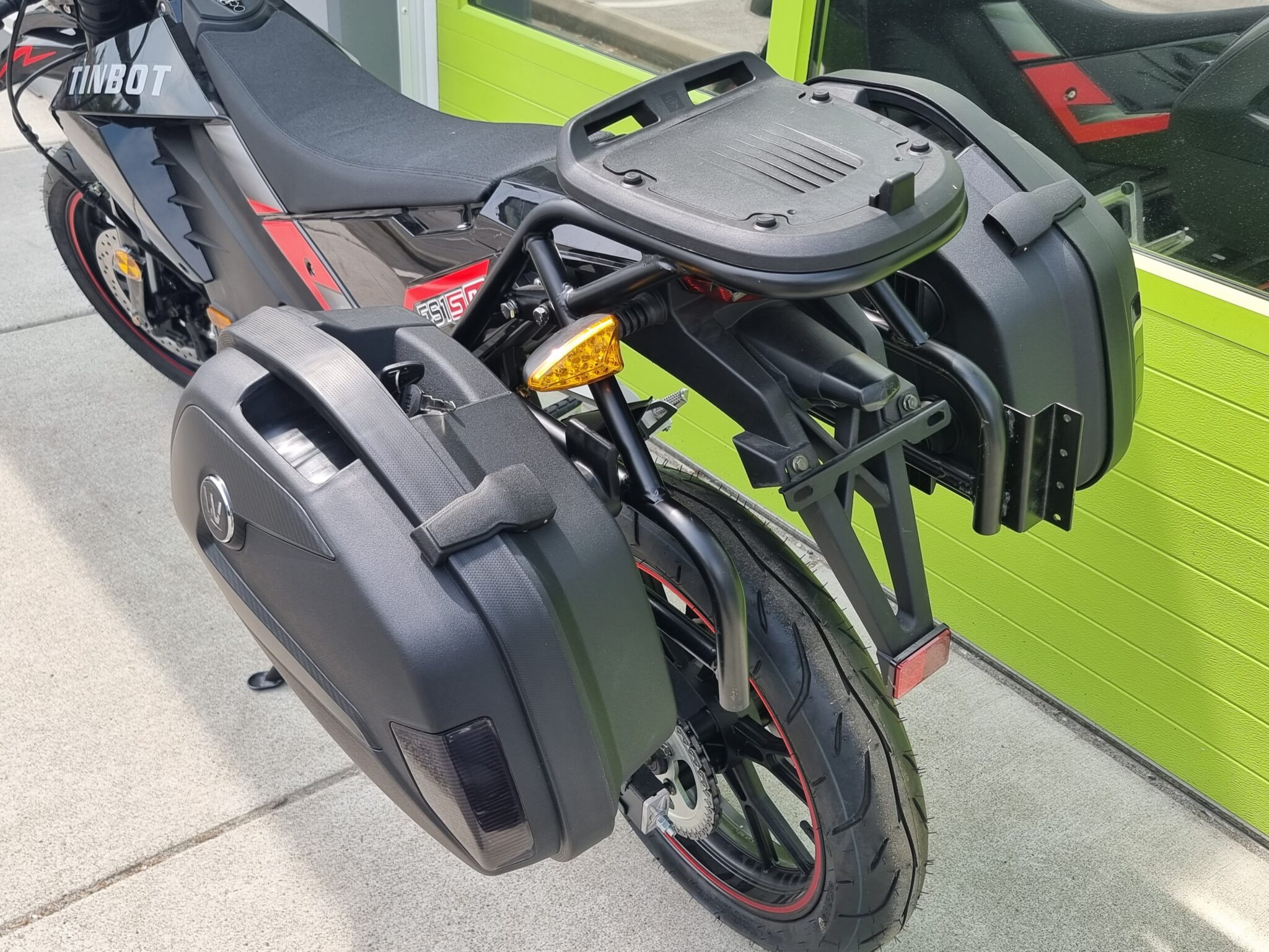 TINBOT / KOLLTER ES1 PRO-M - Joule Motorcycles